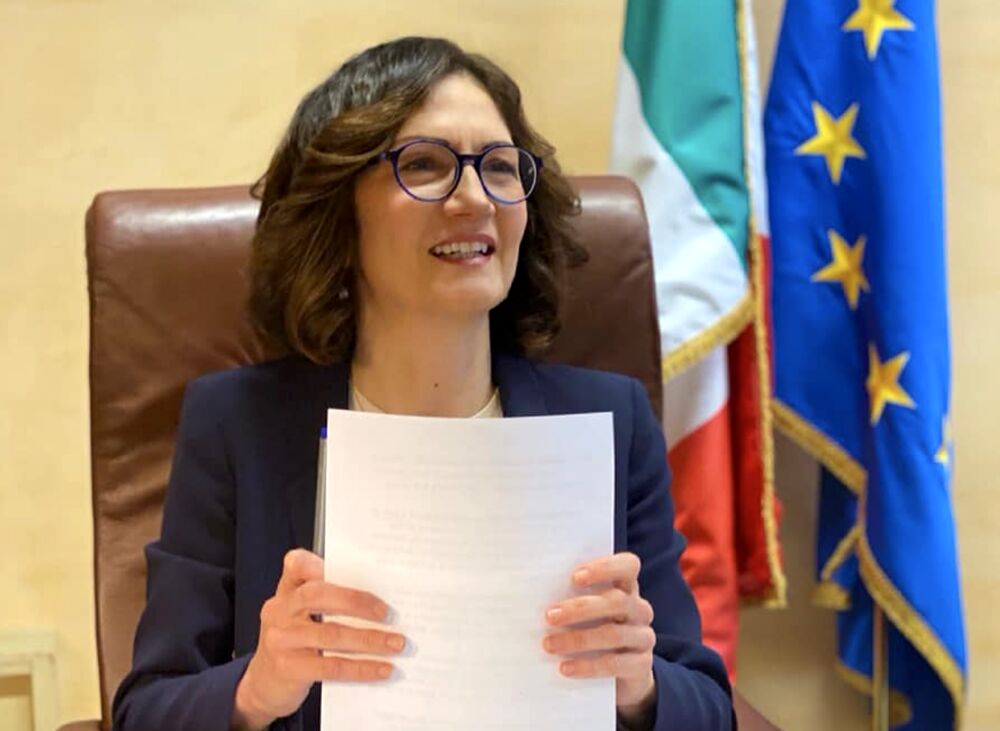 Riforma Gelmini: dare ai ricchi e colpevolizzare i poveri – Appello al ...